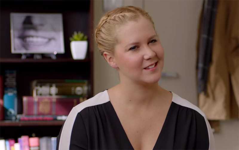 Watch 'Trainwreck's' Amy Schumer Fix Her Smile | Moviefone